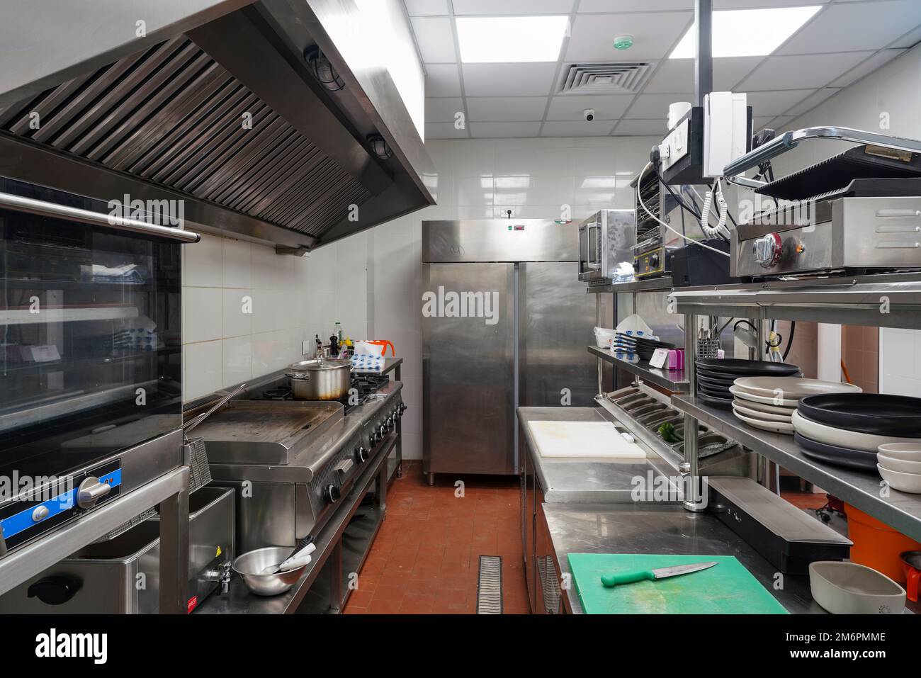 Kitchen and cooks hi-res stock photography and images - Alamy