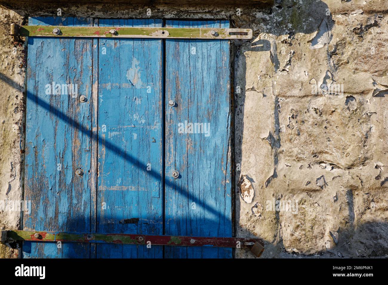 Mark Loasby who had painted his doors and windows a bright blue, said ...