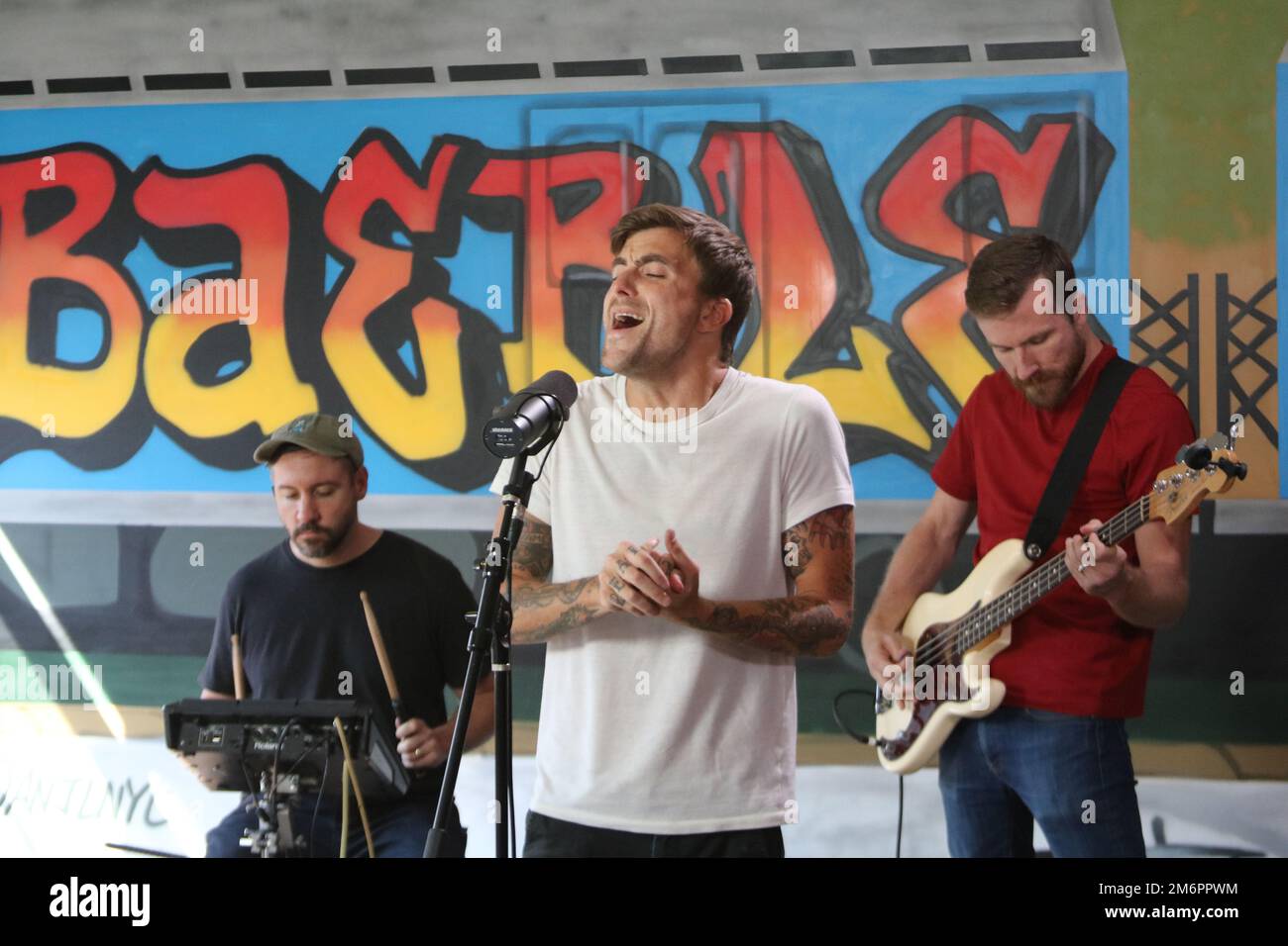 Circa survive hi-res stock photography and images - Alamy