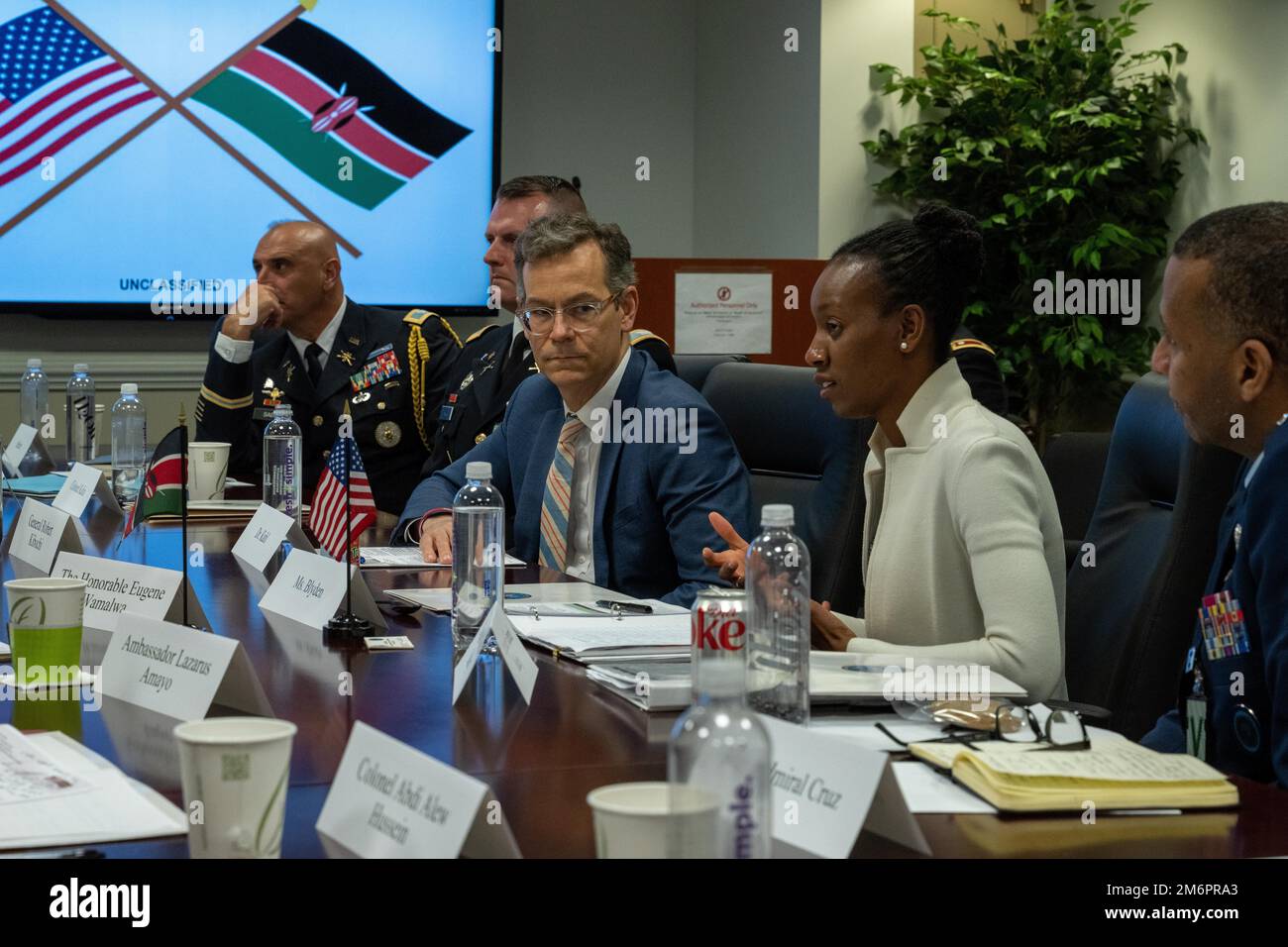 Kenyan cabinet defense secretary eugene wamalwa hi-res stock ...