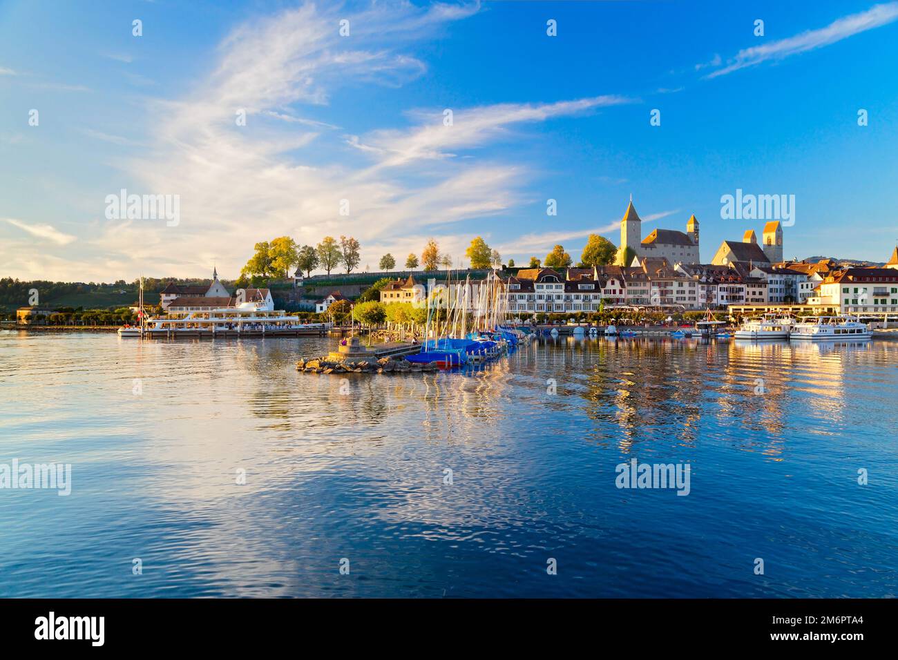 Rapperswil-Jona on Lake Zurich, Switzerland Stock Photo - Alamy