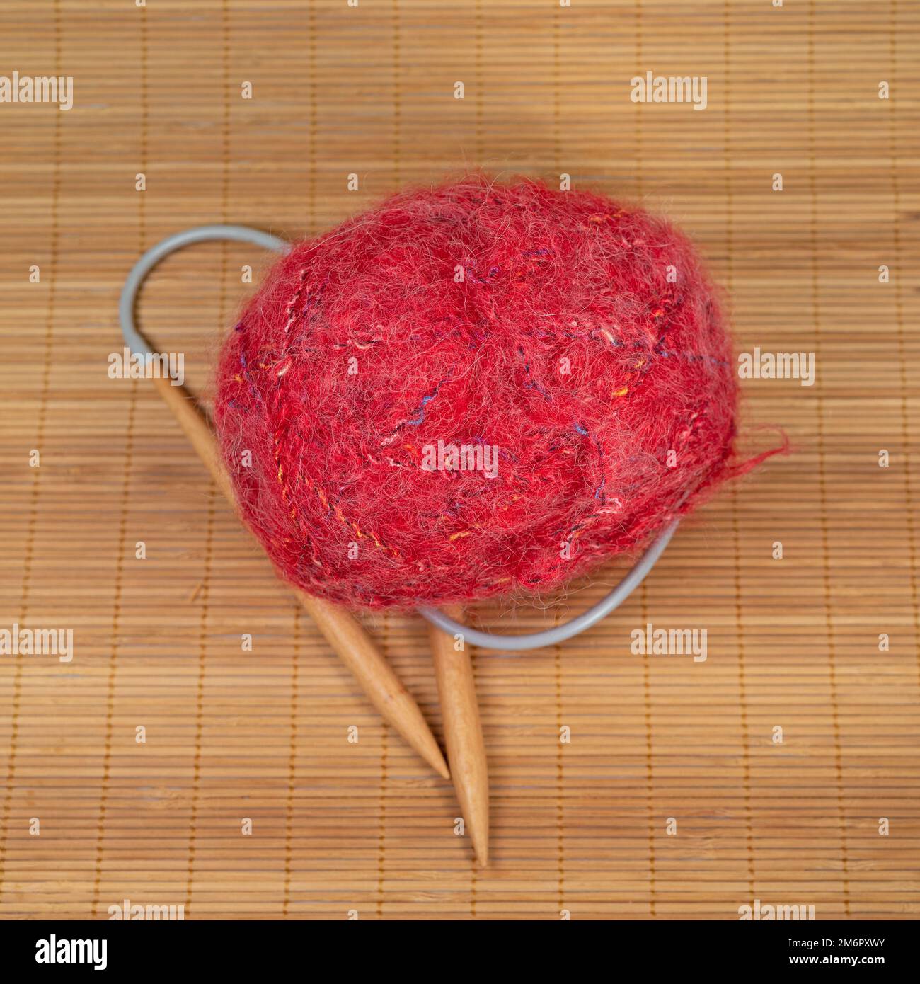 Knitting fibers hi-res stock photography and images - Alamy