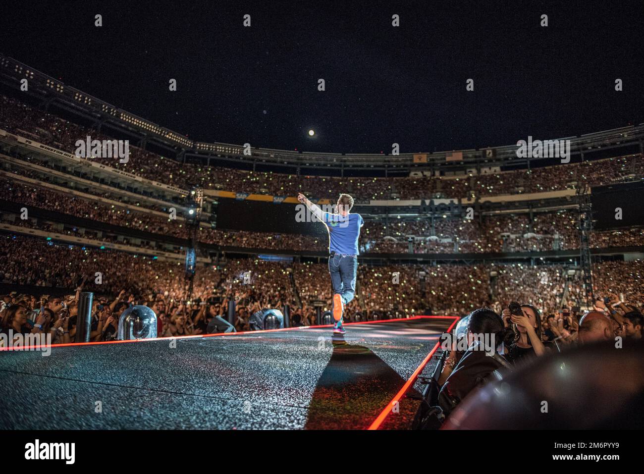 Coldplay in concert at Hard Rock Stadium in Miami Stock Photo - Alamy