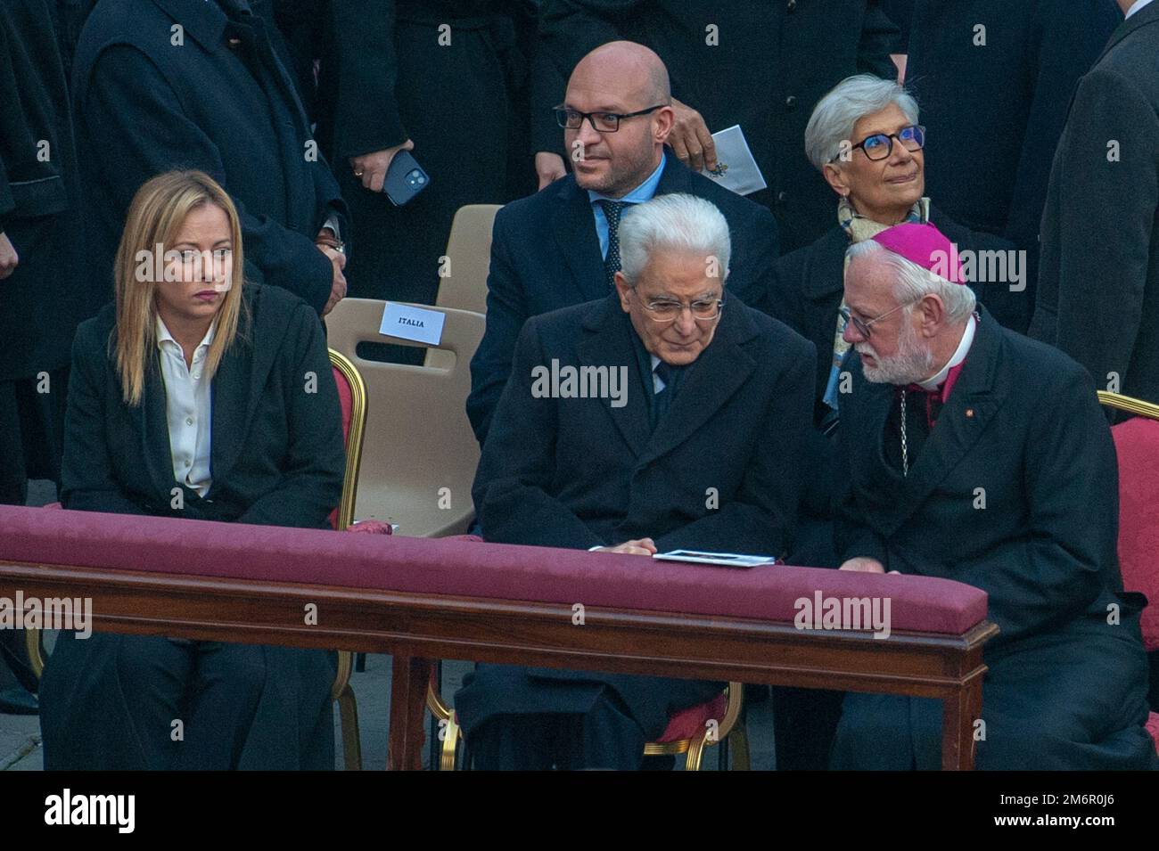 Giorgia meloni vaticano hi-res stock photography and images - Alamy