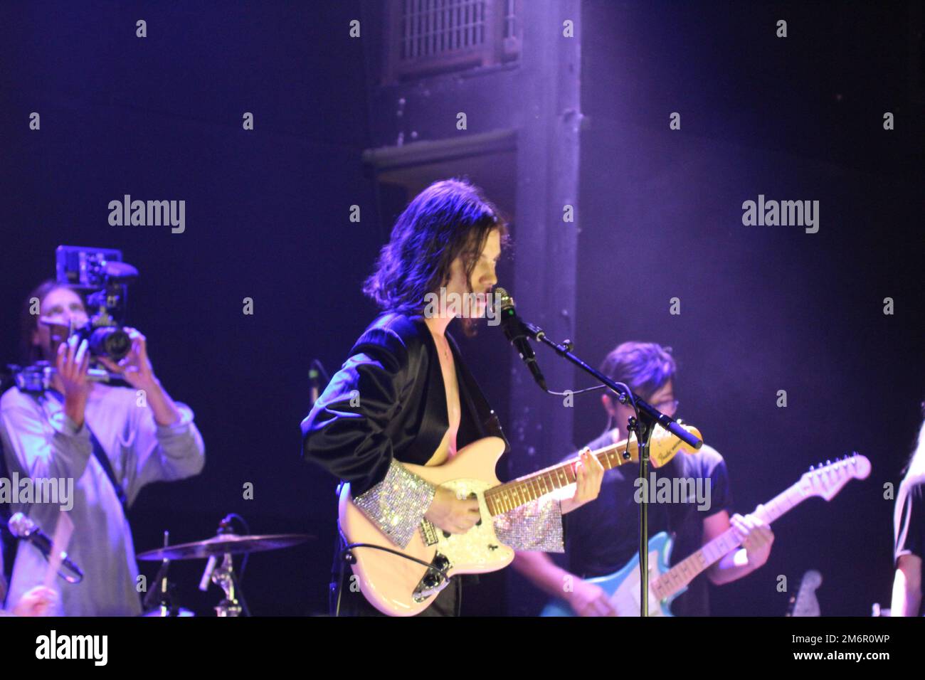 Borns music hi-res stock photography and images - Alamy
