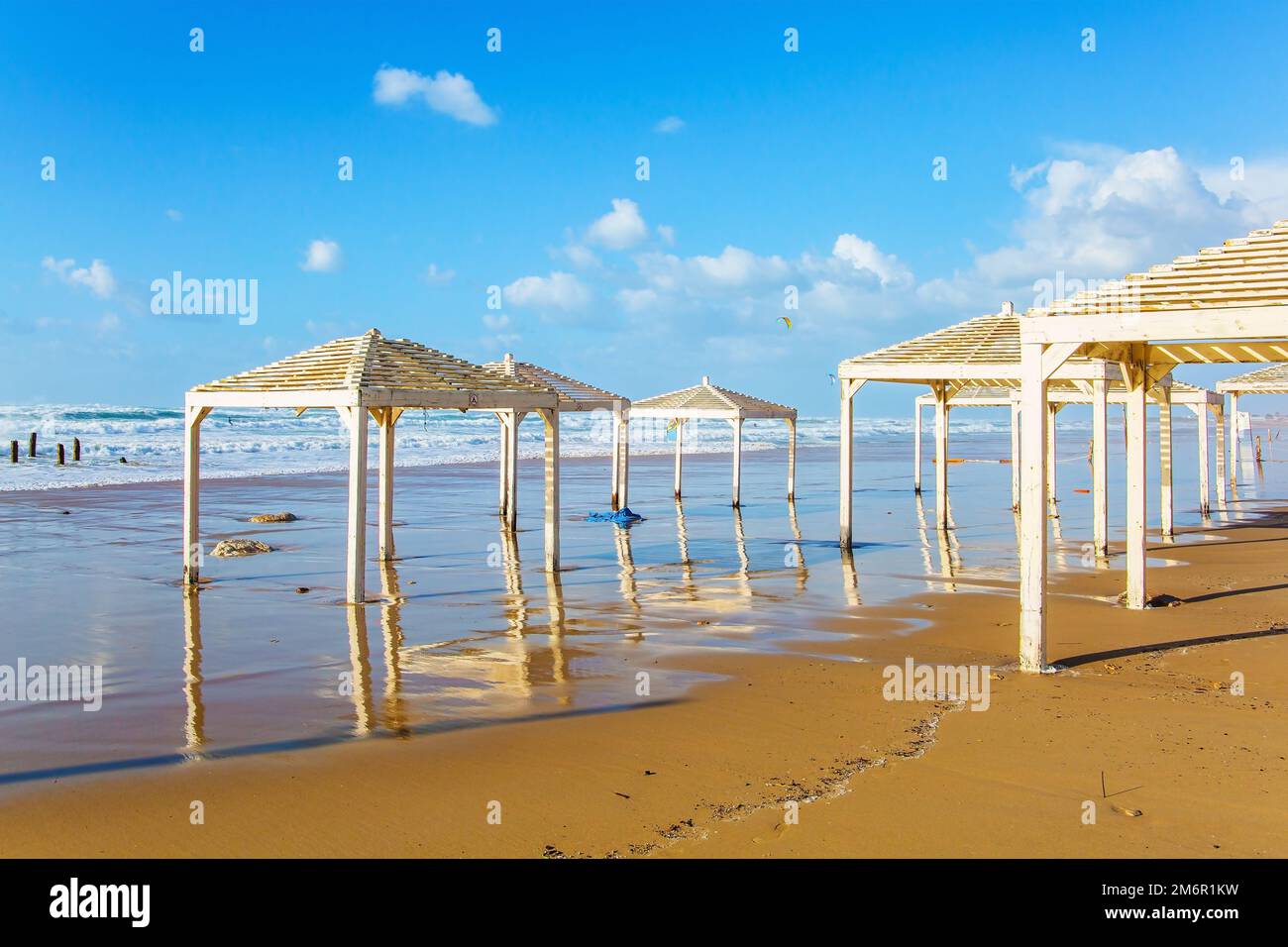 Light canopies hi-res stock photography and images - Alamy