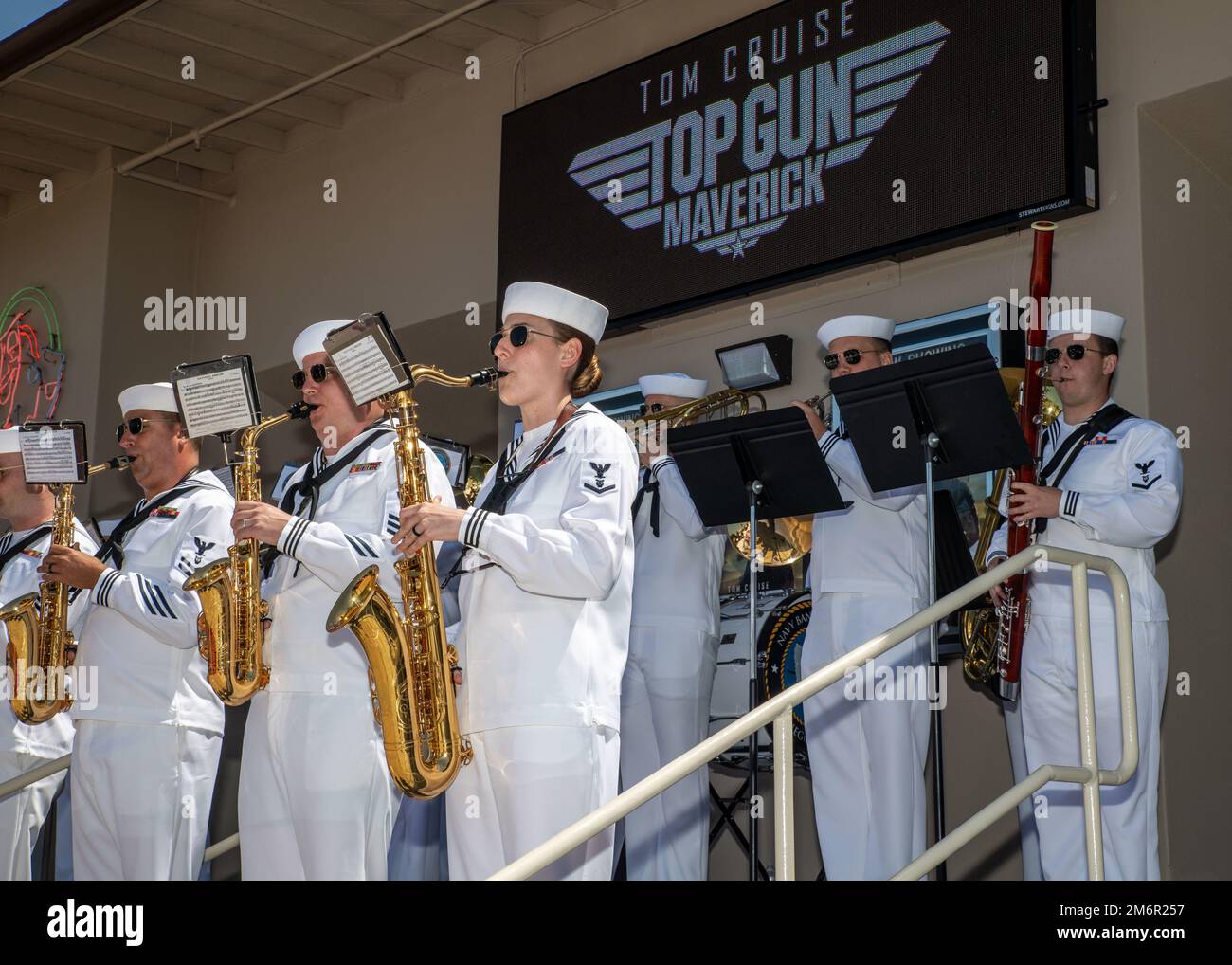 220504-N-VW723-1085 NAVAL AIR STATION NORTH ISLAND (May 04, 2022) Navy ...
