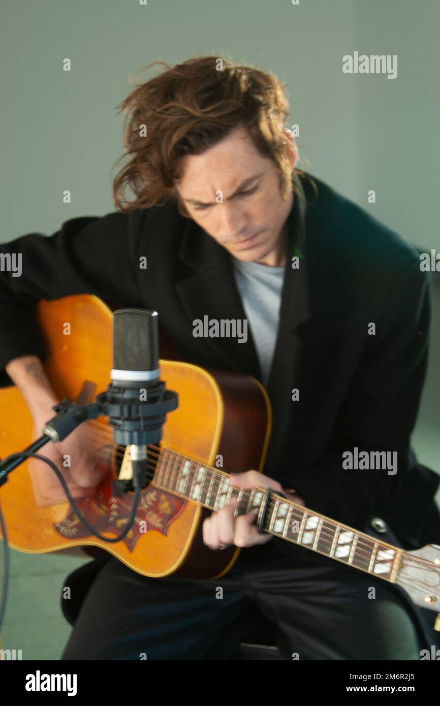Augustana's Dan Layus films a session in Brooklyn Stock Photo - Alamy