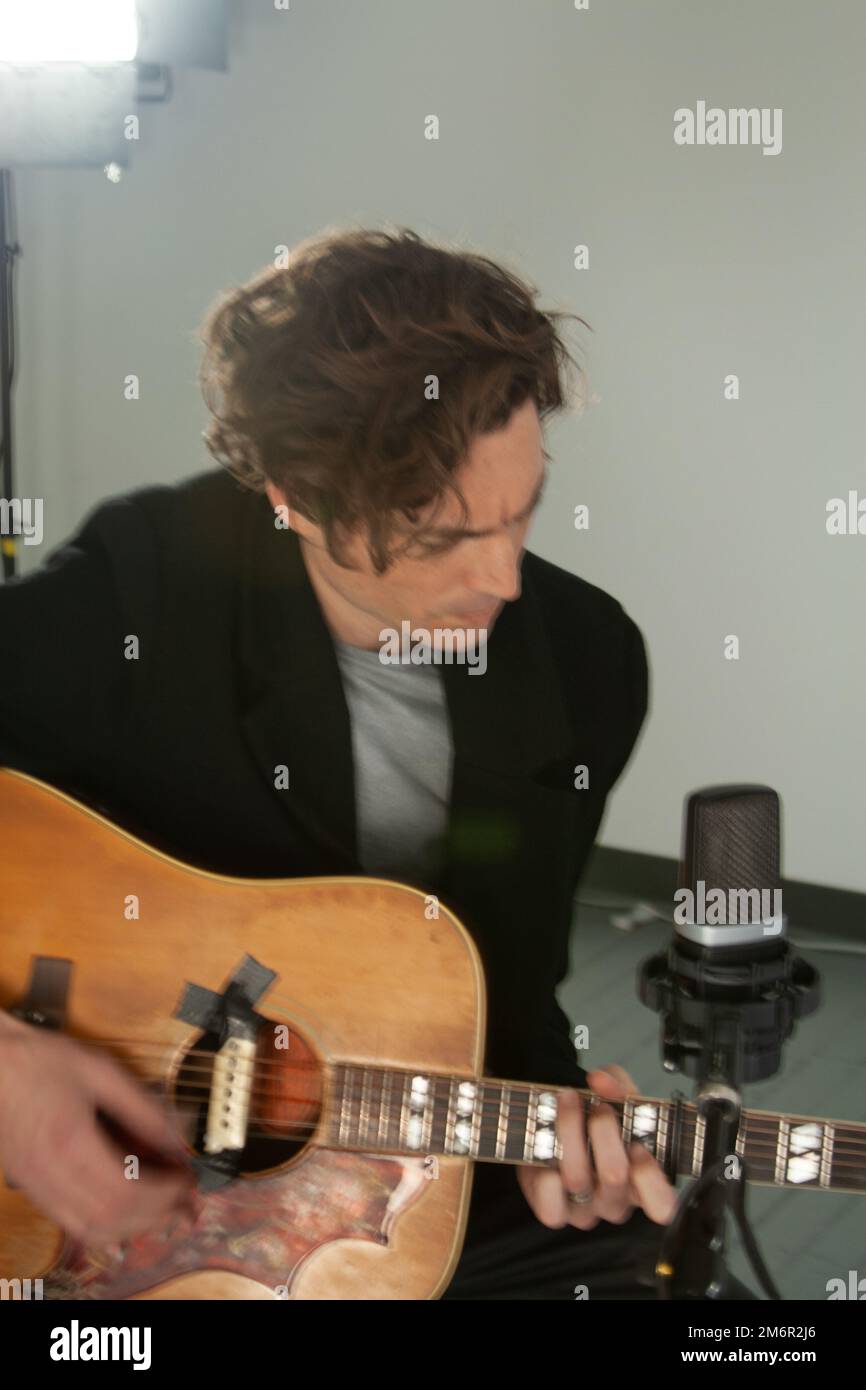 Augustana's Dan Layus films a session in Brooklyn Stock Photo - Alamy