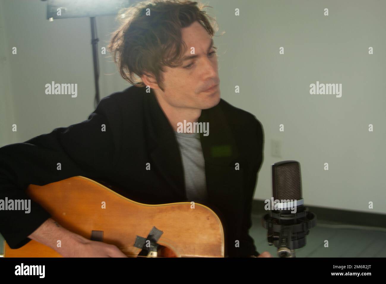 Augustana's Dan Layus films a session in Brooklyn Stock Photo - Alamy