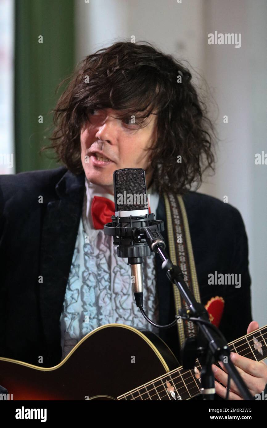 Beach Slang - James Alex performs a session in Brooklyn Stock Photo - Alamy