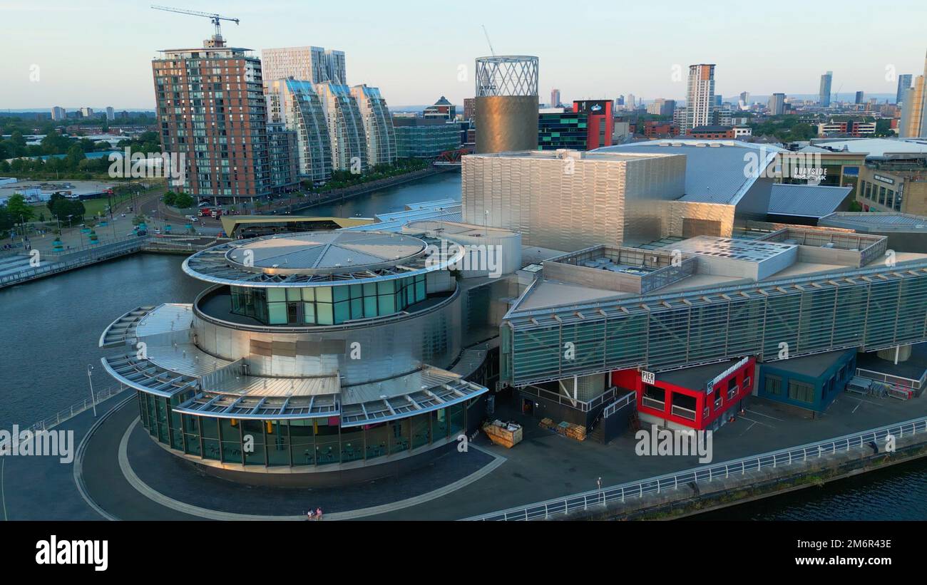 The lowry salford 2022 hi-res stock photography and images - Alamy