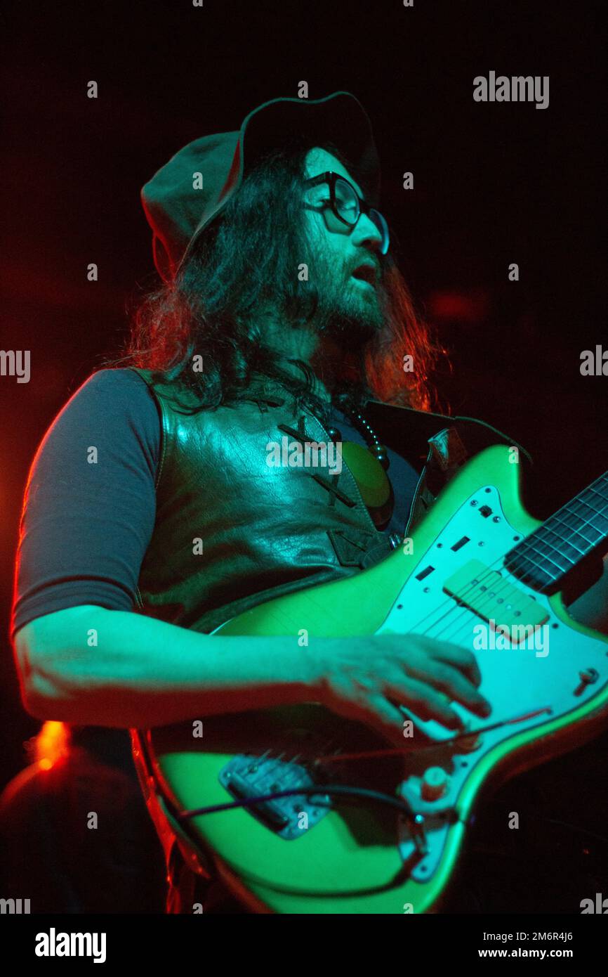 The Ghost of a Saber Tooth Tiger - Sean Lennon in concert at Brooklyn ...
