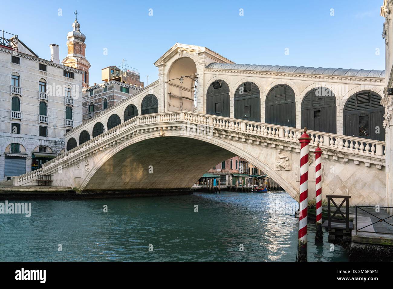 High resolution bridge hi-res stock photography and images - Alamy