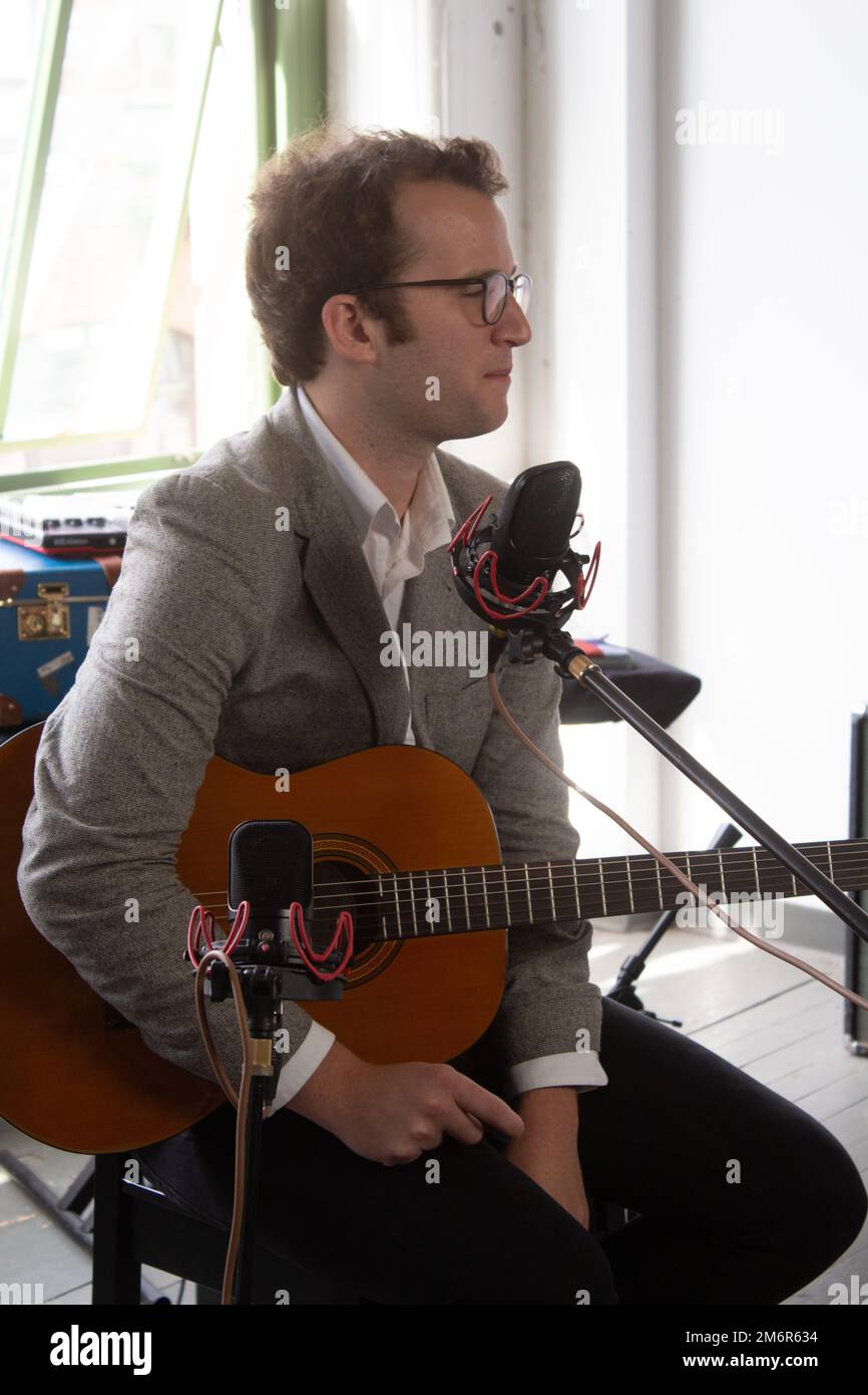 Chris Baio of Vampire Weekend in session Stock Photo - Alamy