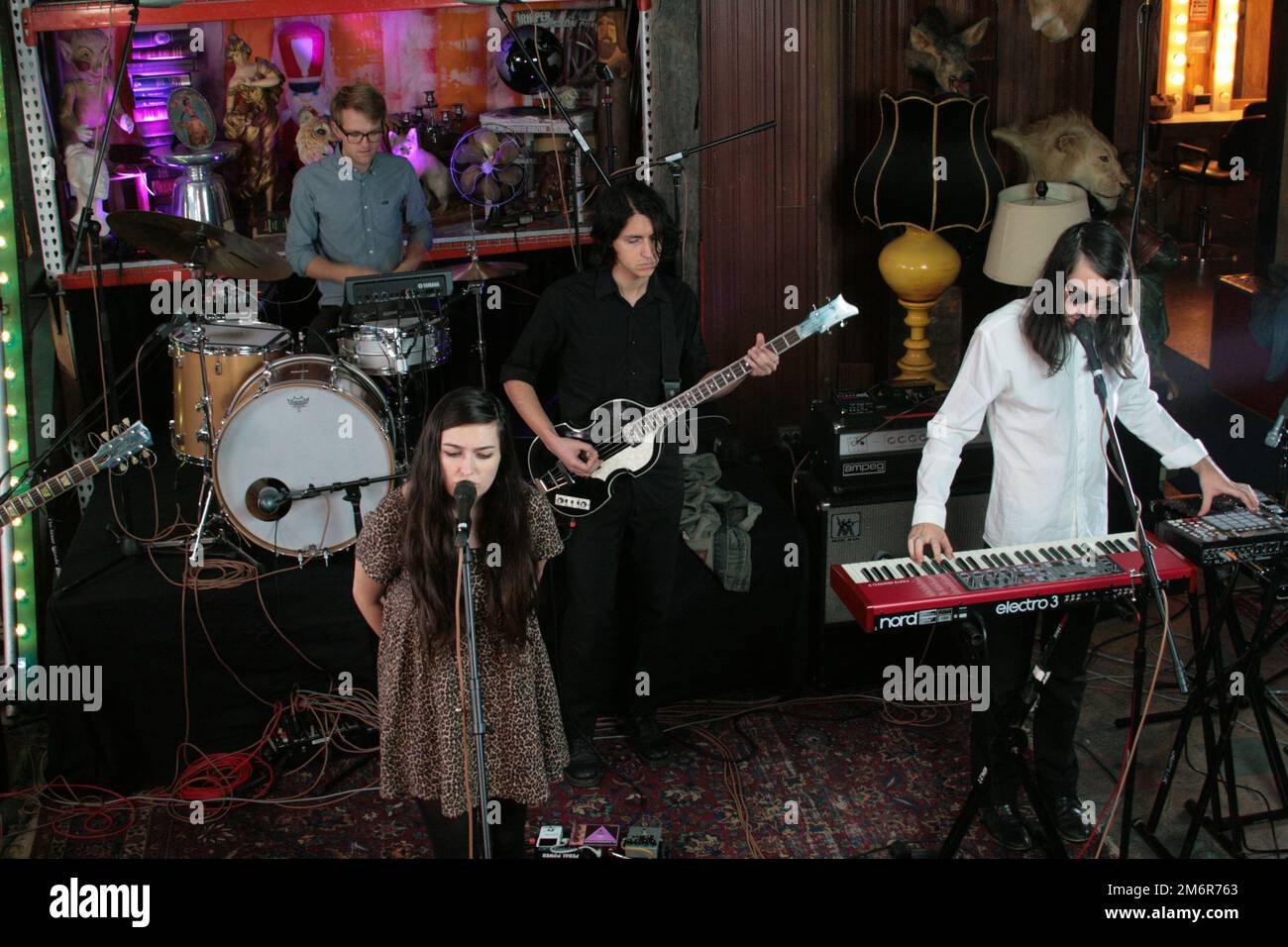 Cults - Madeline Follin and Brian Oblivion film a session in Brooklyn ...