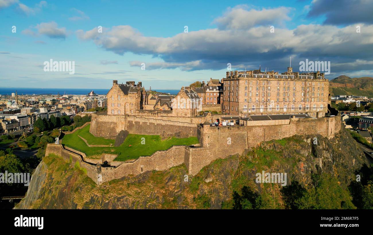 Aerial view over Edinburgh Castle on Castle Hill Stock Photo - Alamy