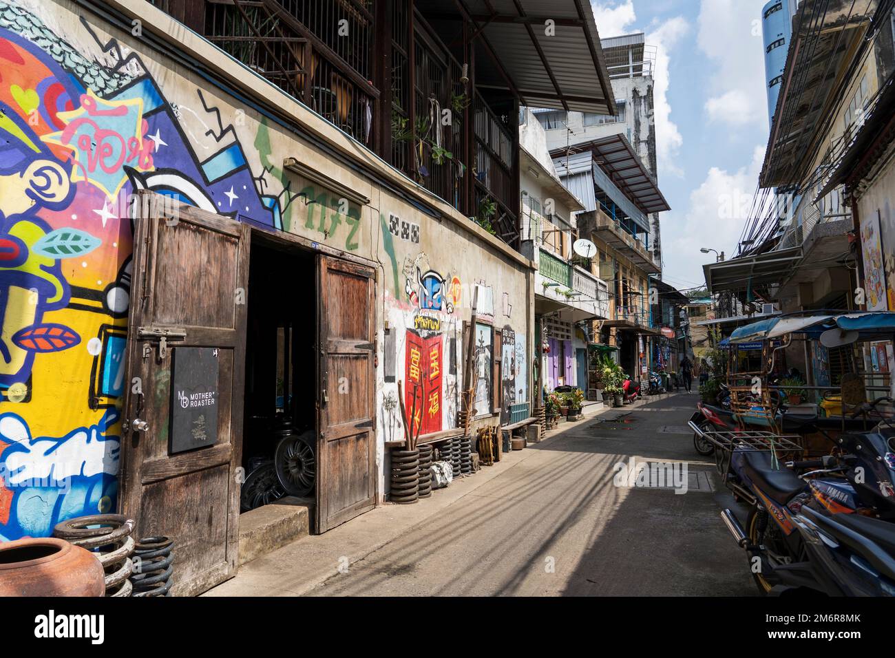 The Talat Noi, Bangkok’s Chinatown area in Bangkok, Thailand Stock ...