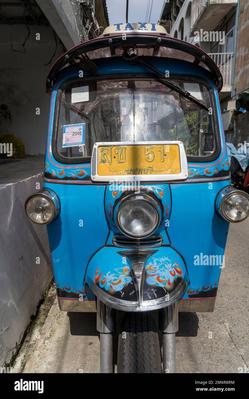 The Tuk Tuk in the Talat Noi Area in Bangkok, Thailand Stock Photo - Alamy