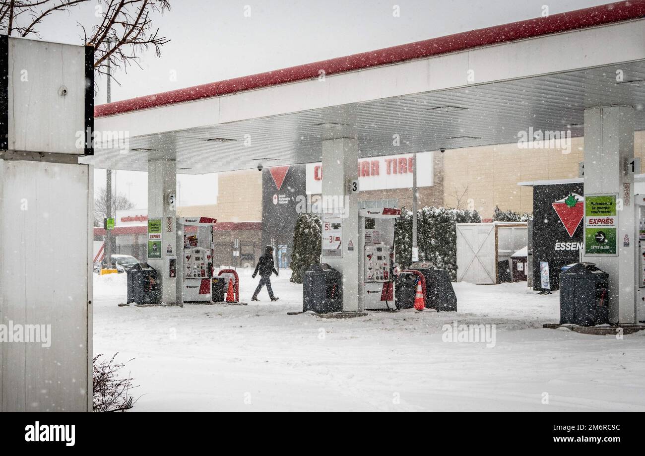 Petrol station under the snow. Impossibility to take a vehicle. Snow ...