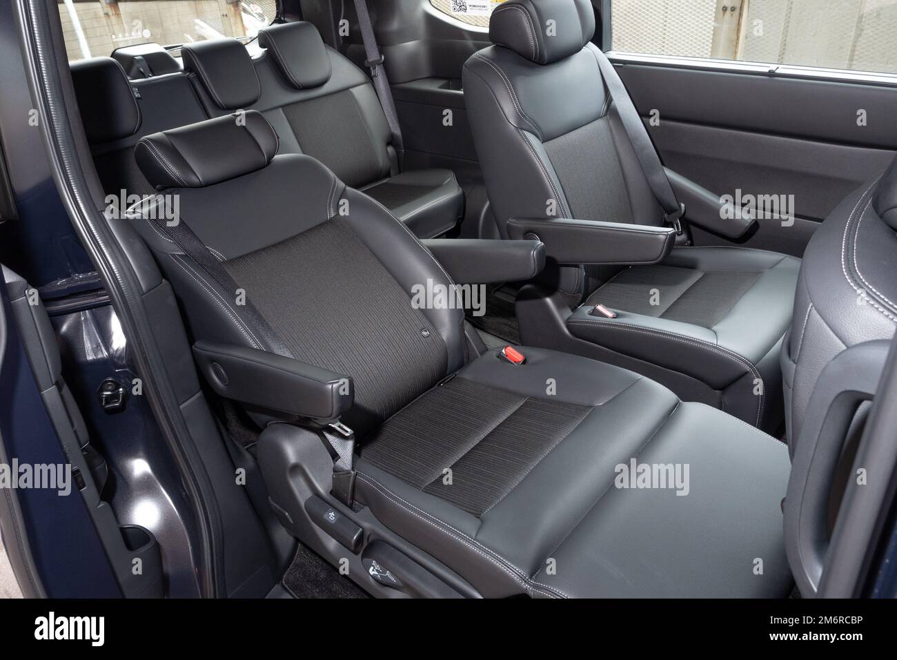 Hong Kong, China Nov 11 , 2022 : Honda Stepwgn spada 2022 Interior Nov ...