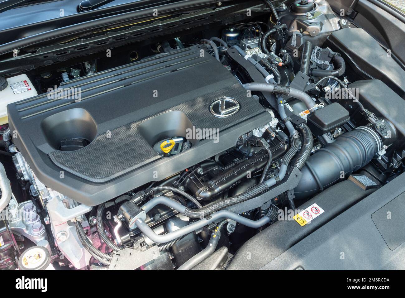 Hong Kong, China Oct 12 , 2022 : Lexus ES300h 2022 Engine Oct 12 2022 ...
