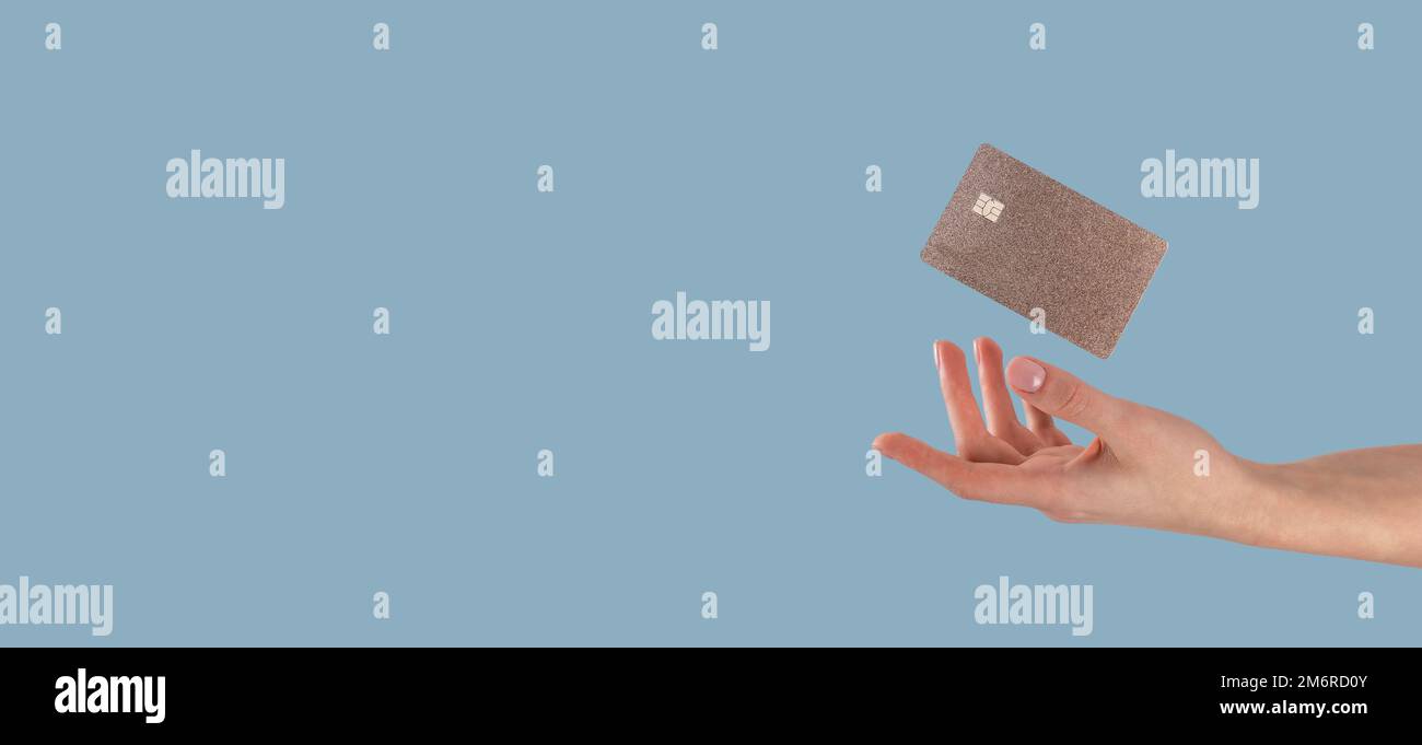 Bank card hand hi-res stock photography and images - Alamy