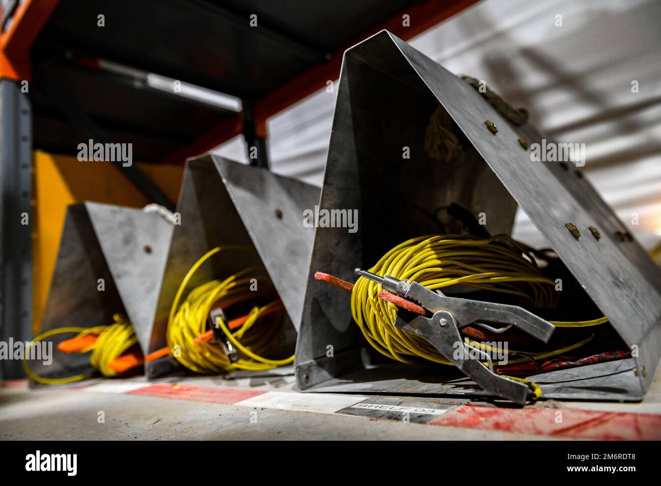 Grounding kit hi-res stock photography and images - Alamy