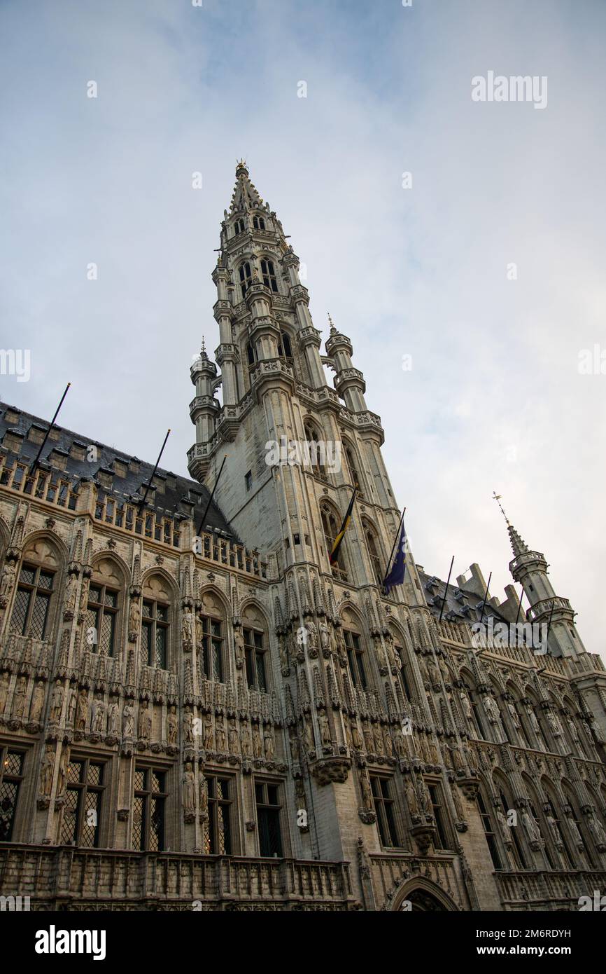 Brussels City Hall is one of the most prominent monuments on the Grand ...