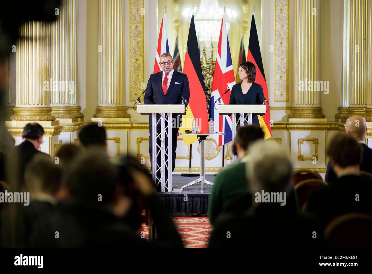 Press conference lancaster house hi-res stock photography and images ...