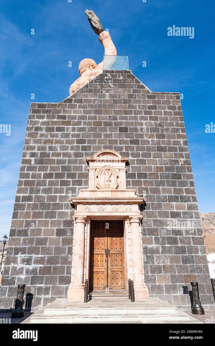 Monument Al Pipila, Unesco site Guanajuato, Mexico Stock Photo - Alamy