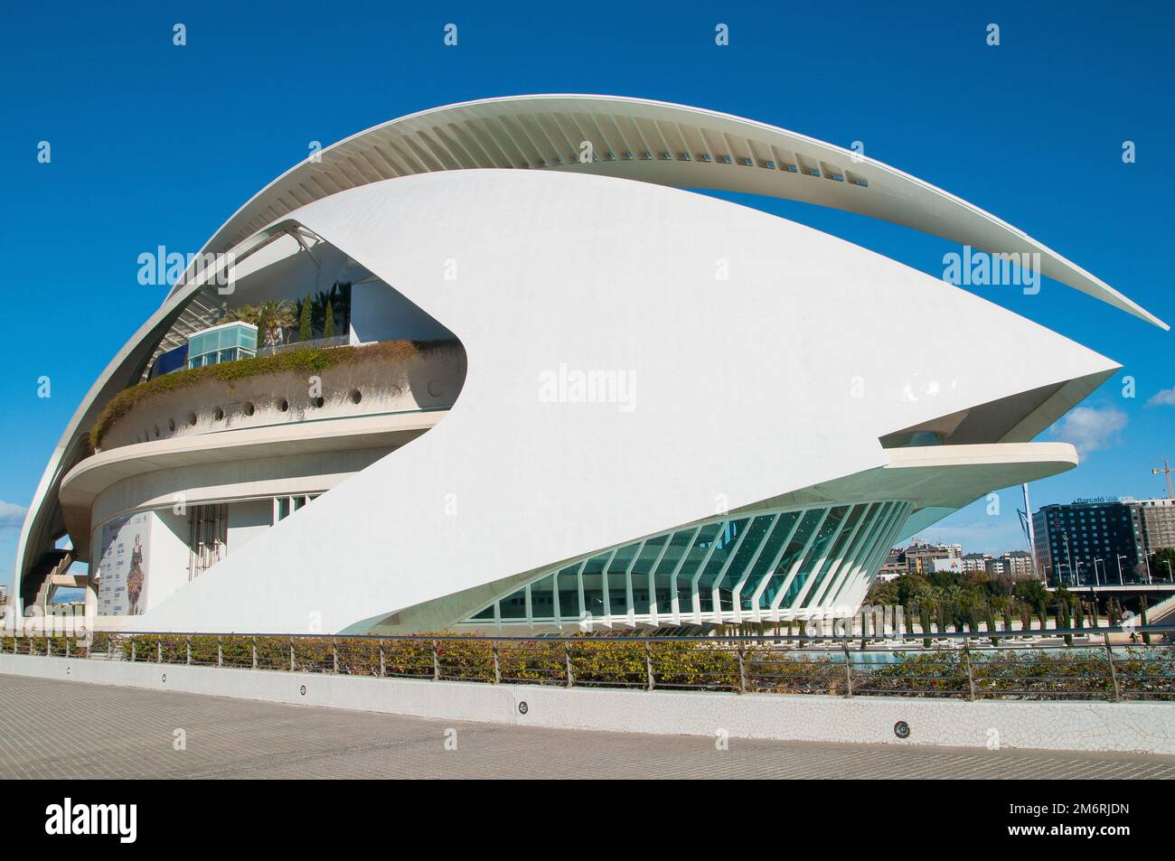 Queen Sofia Art Palace opera valencia Stock Photo - Alamy