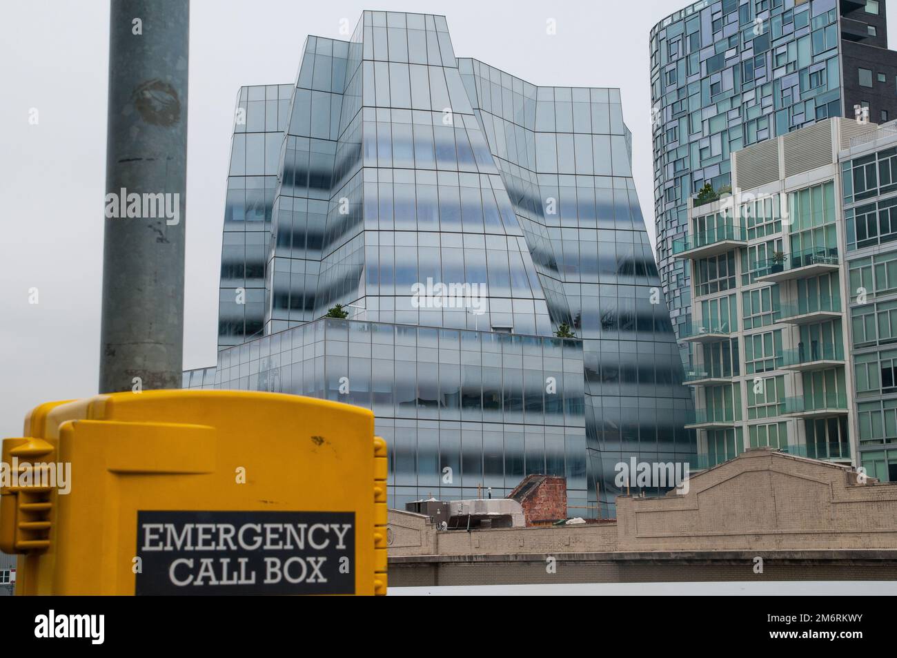 Manhattan building in new york Stock Photo - Alamy