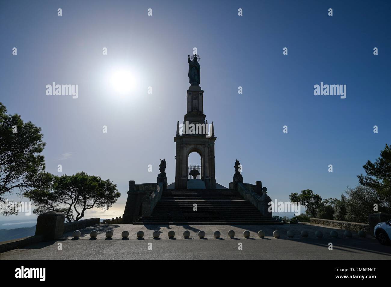 Cristo Rei Monument, Klosterberg Puig de San Salvador, Mallorca ...