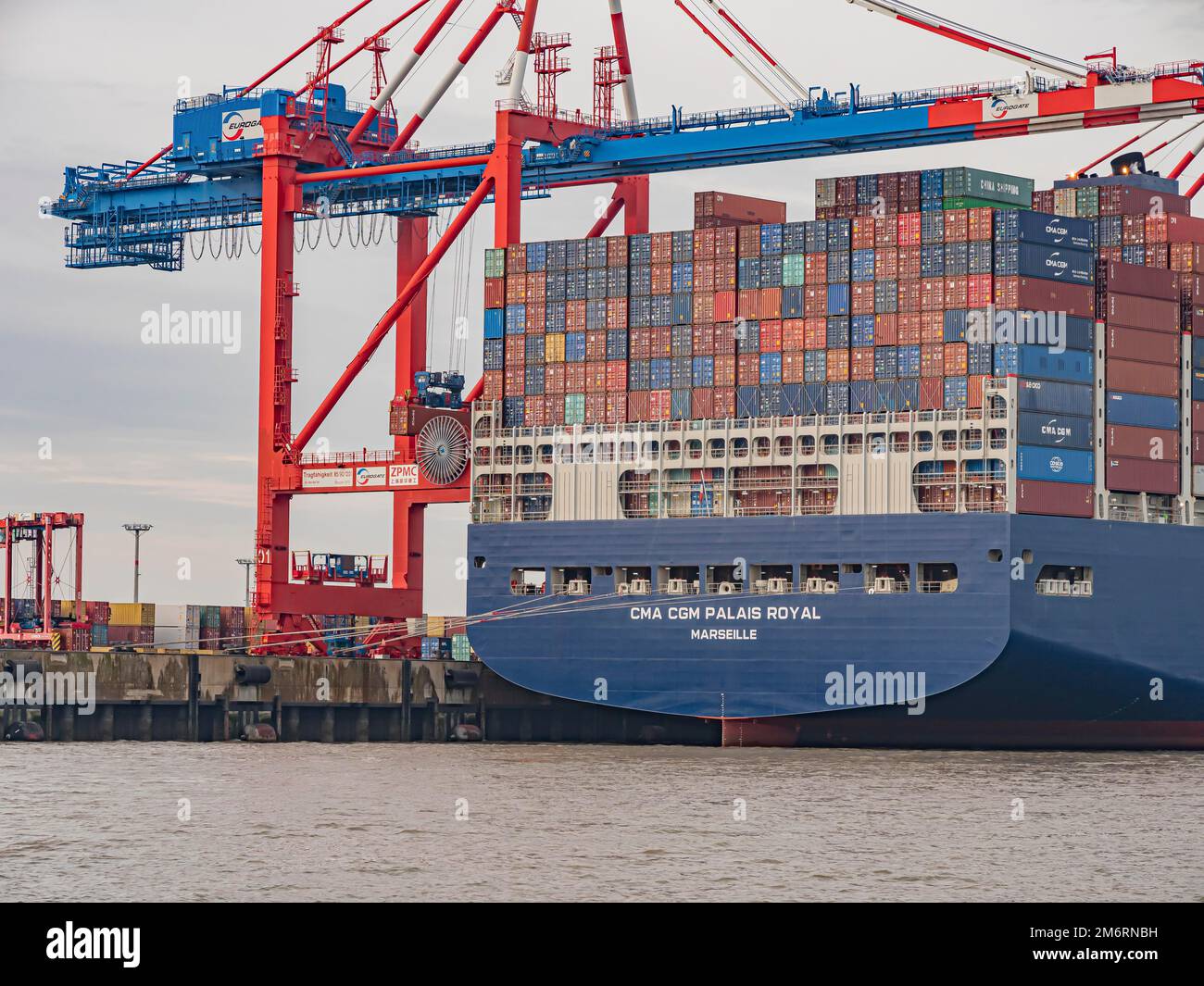 Container ship at the container terminal of Wilhelmshaven ...
