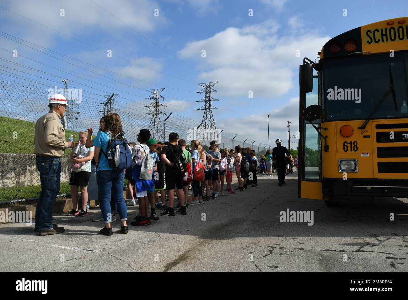 Old hickory powerplant hi-res stock photography and images - Alamy