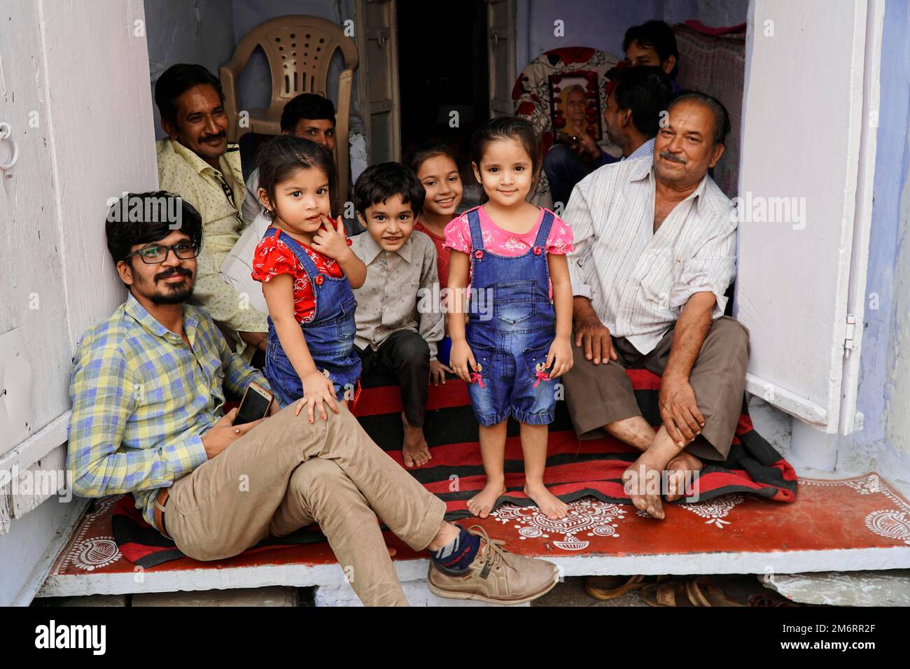 Indian family, old town, Jaipur, Rajasthan, India Stock Photo - Alamy