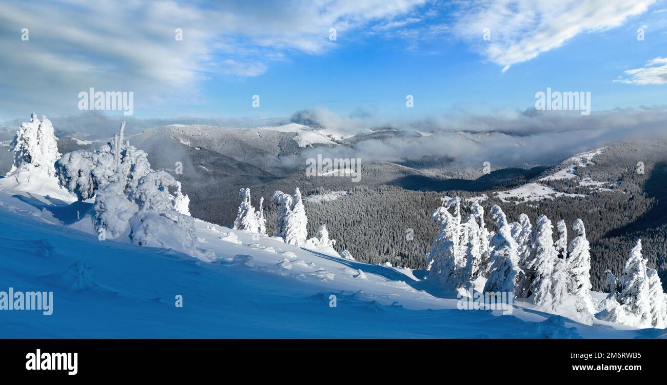 Beautiful snowy mountain range hi-res stock photography and images - Alamy