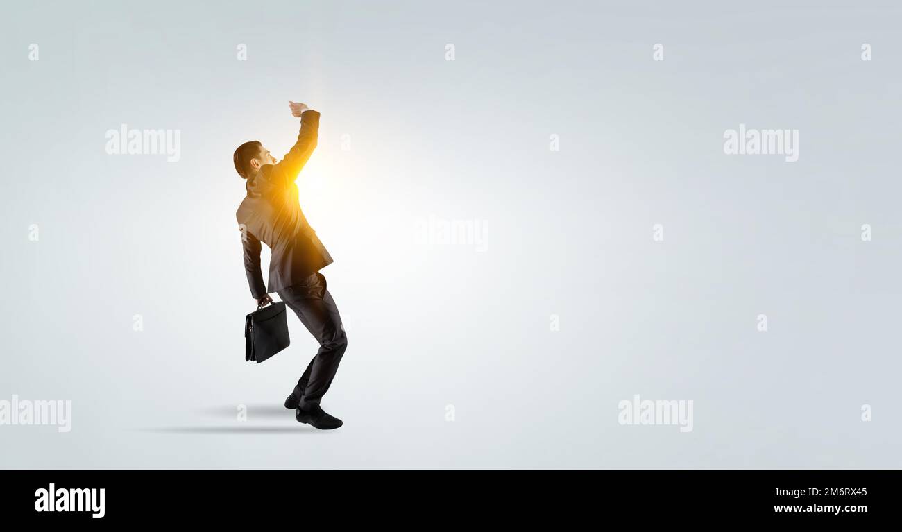Defencing hi-res stock photography and images - Alamy