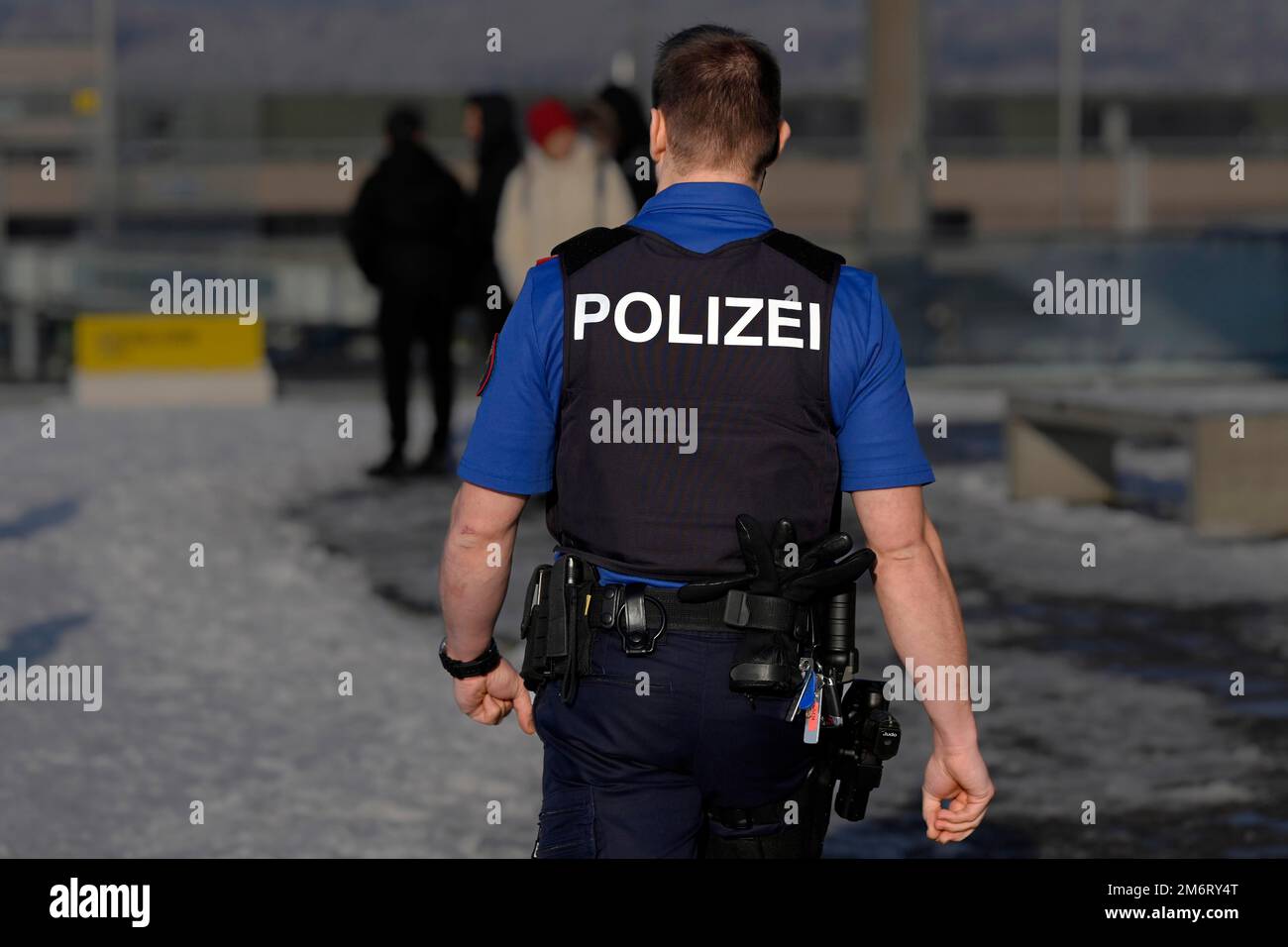 Policeman writing hi-res stock photography and images - Alamy