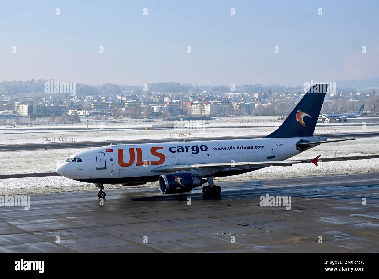 Aircraft ULS Airlines Cargo, Airbus A310-300, TC-LER, Zurich Kloten ...