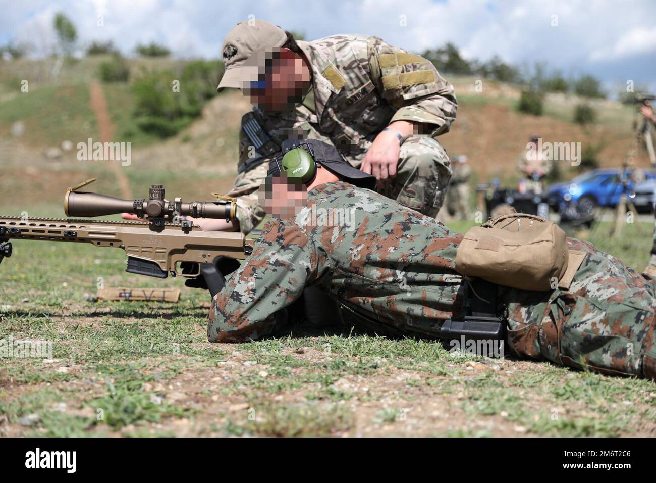 U.S. Army Green Berets assigned to 10th Special Forces Group (Airborne ...