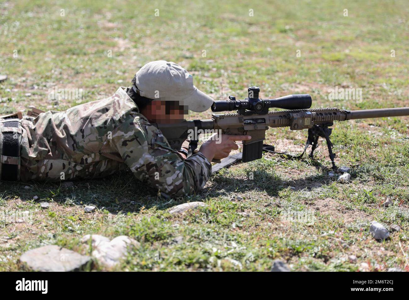 U.S. Army Green Berets assigned to 10th Special Forces Group (Airborne ...