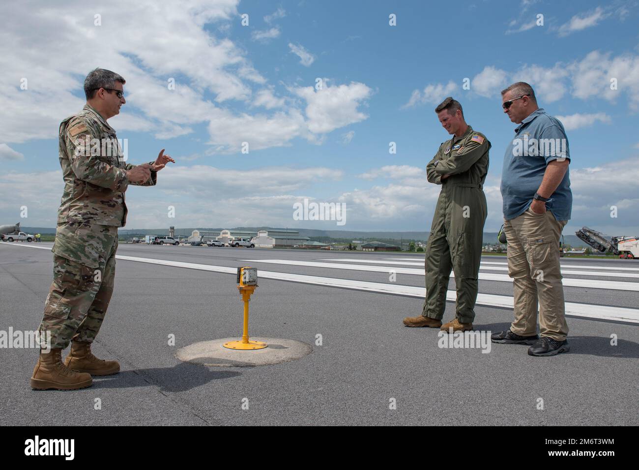 U.S. Air Force Senior Master Sgt. Alan Romero, 167th Airlift Wing ...