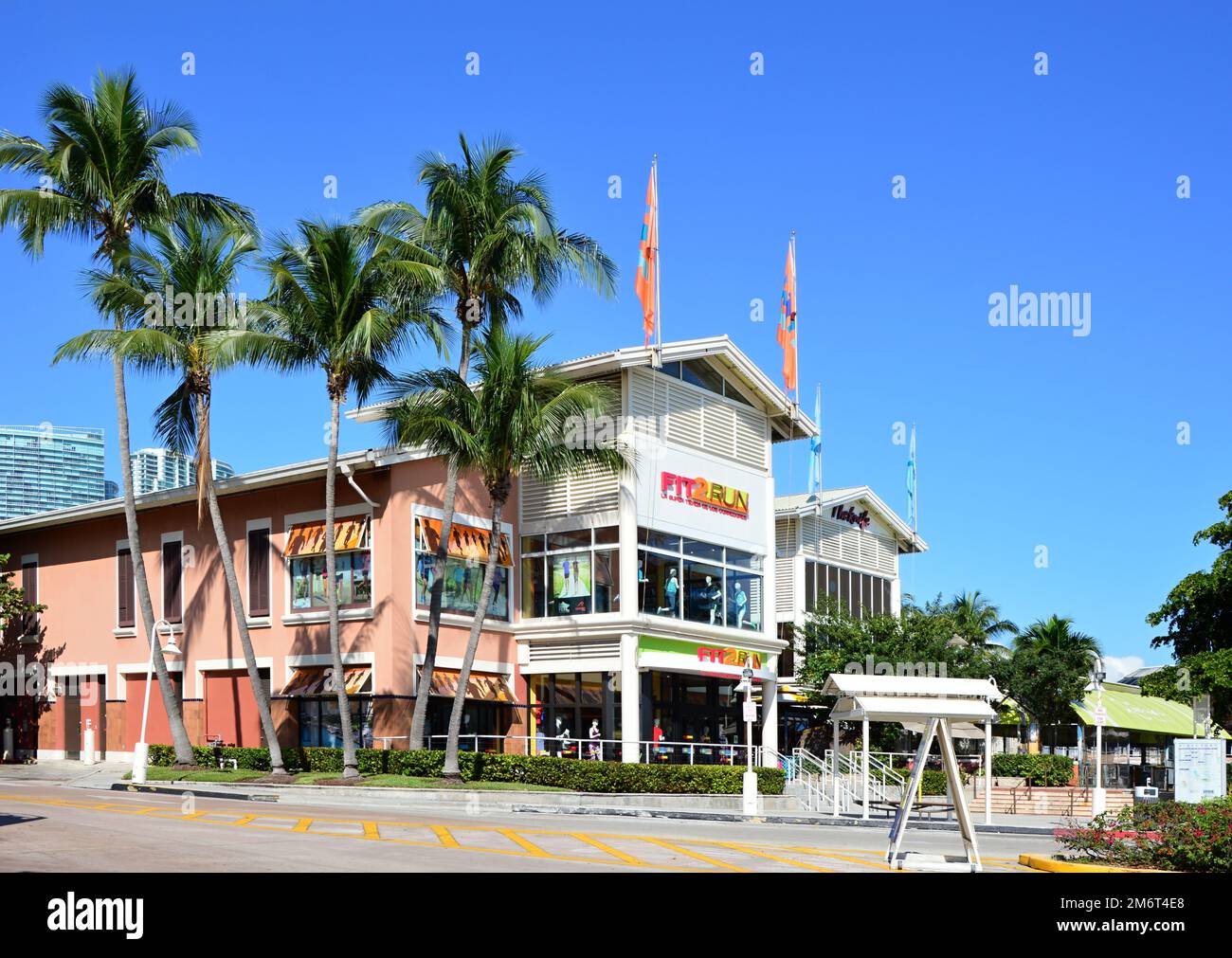 Street Scene in Downtown Miami, Florida Stock Photo - Alamy