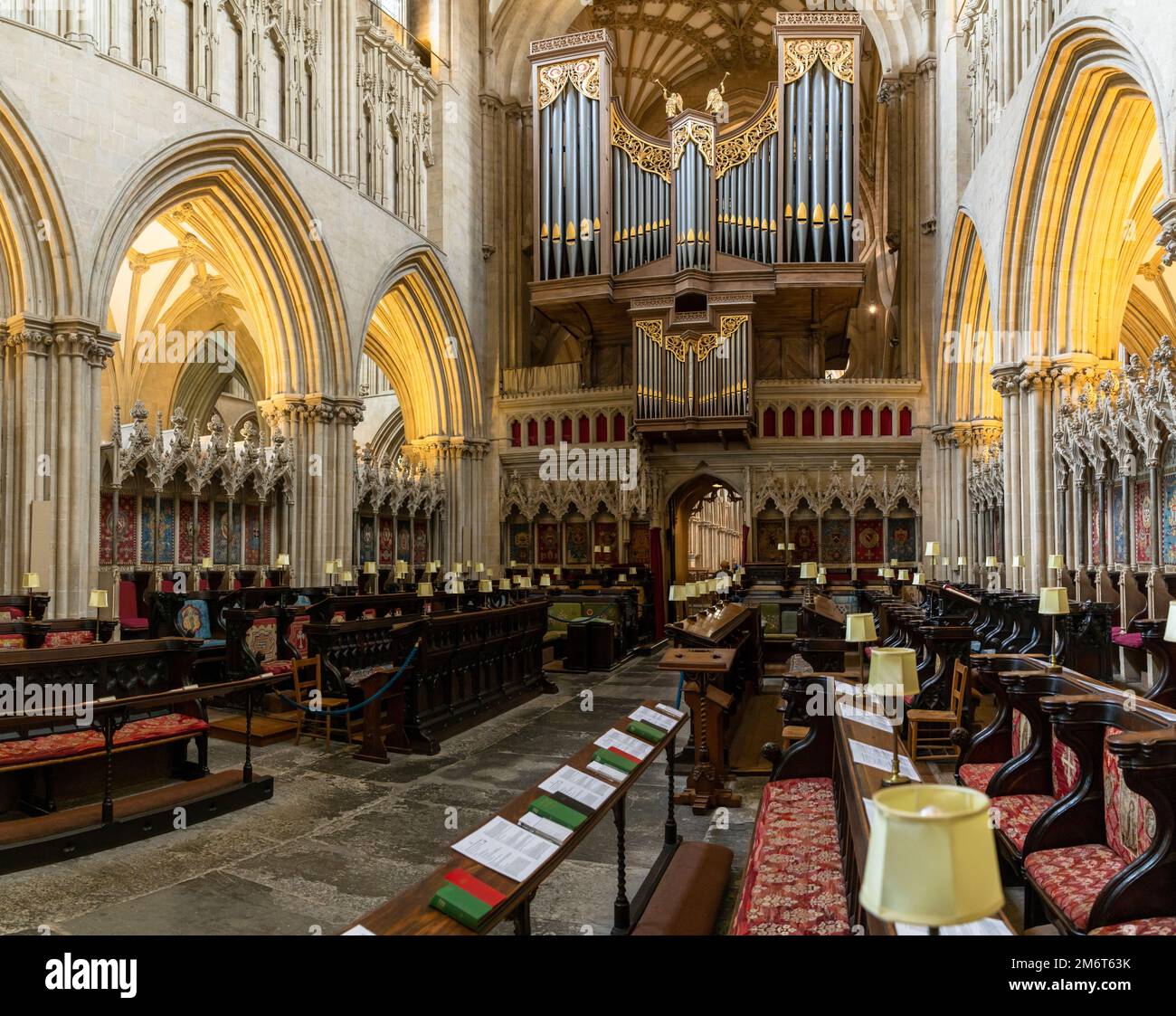 Wells cathedral quire hi-res stock photography and images - Alamy