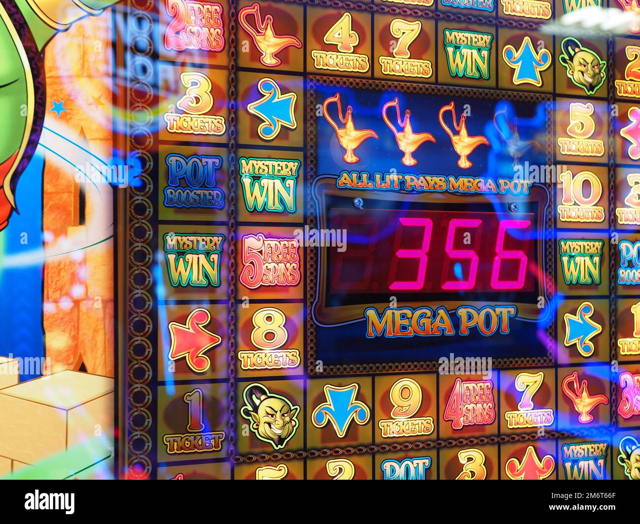 Betting machine hi-res stock photography and images - Alamy