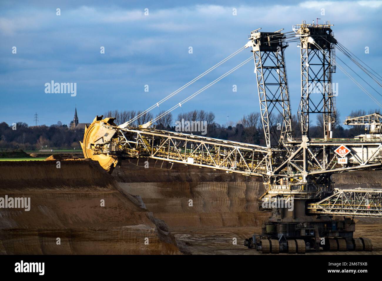 Garzweiler 2 opencast lignite mine, excavator 258, bucket wheel ...