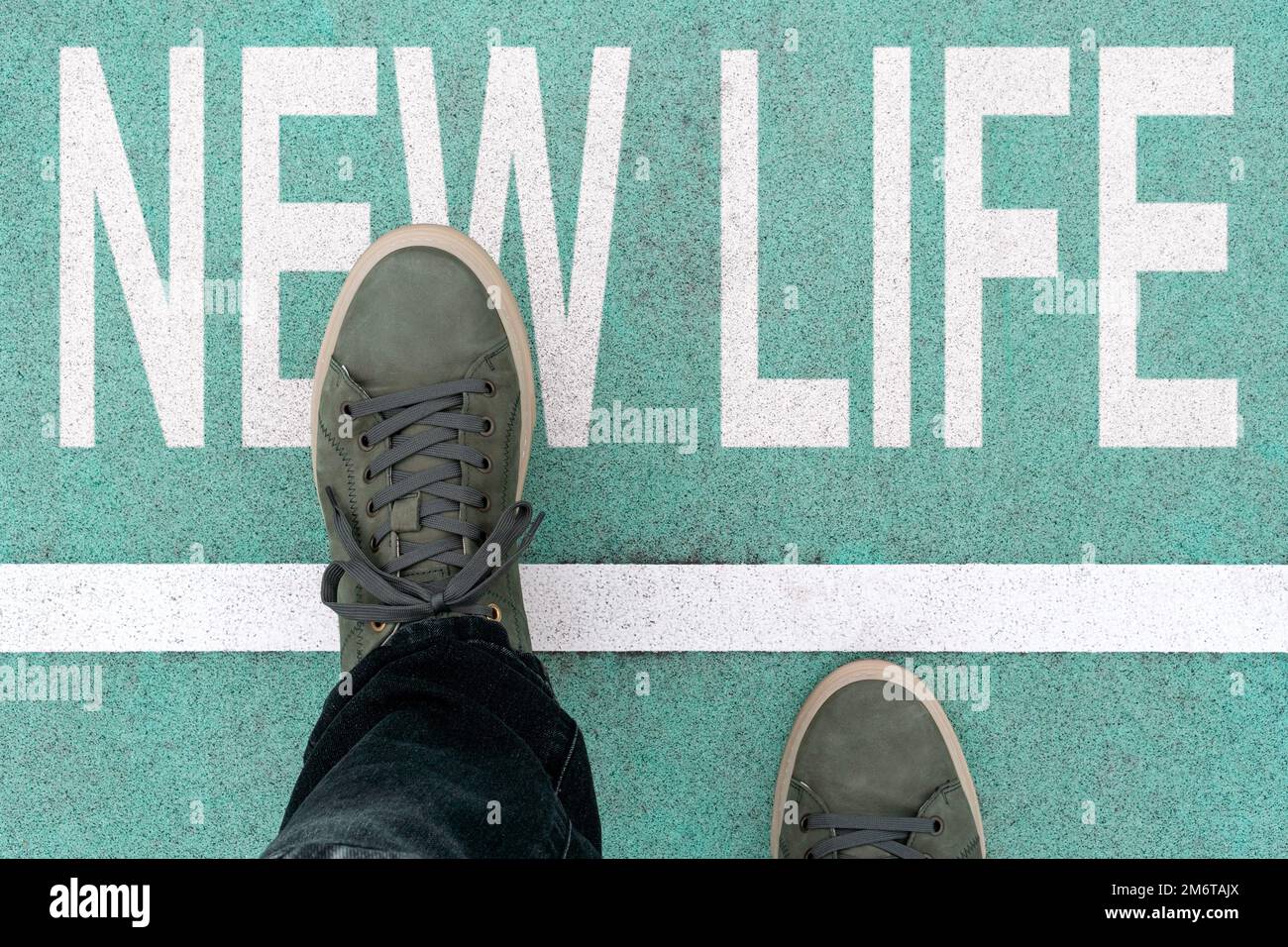 Line starting point hi-res stock photography and images - Alamy
