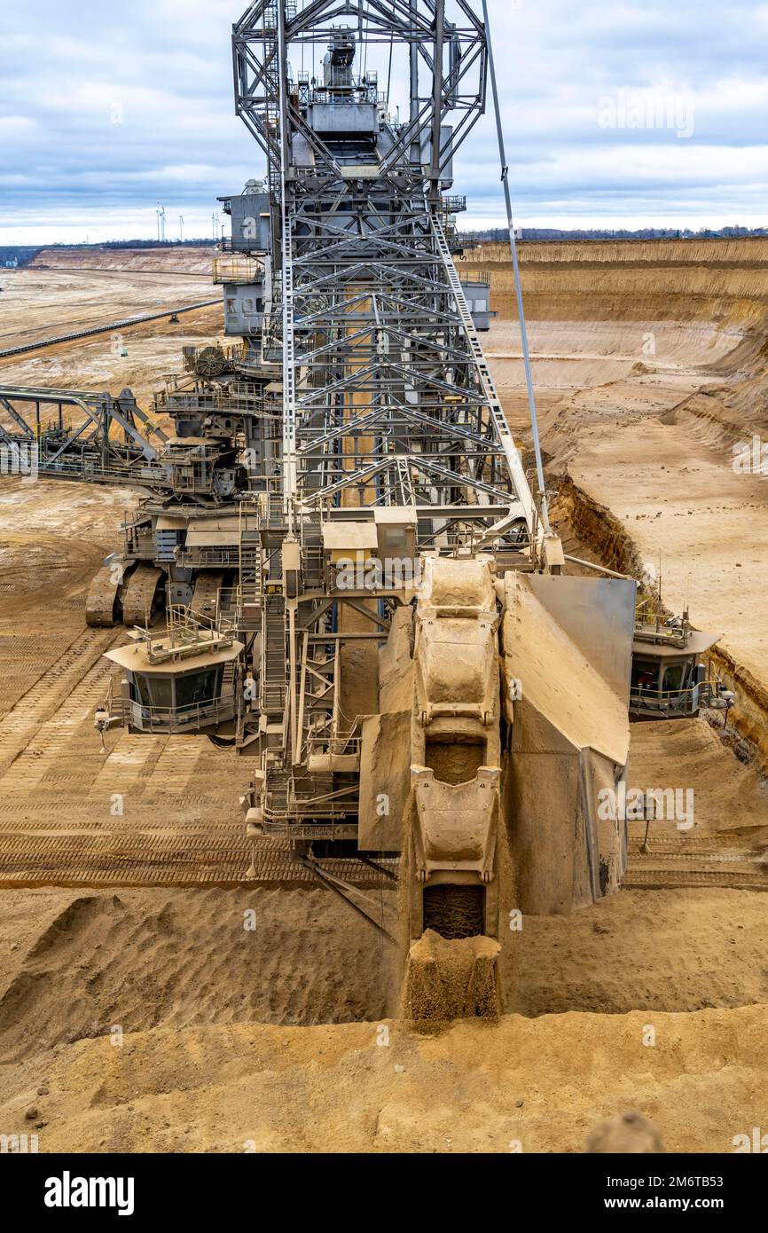 Excavator 261 hi-res stock photography and images - Alamy